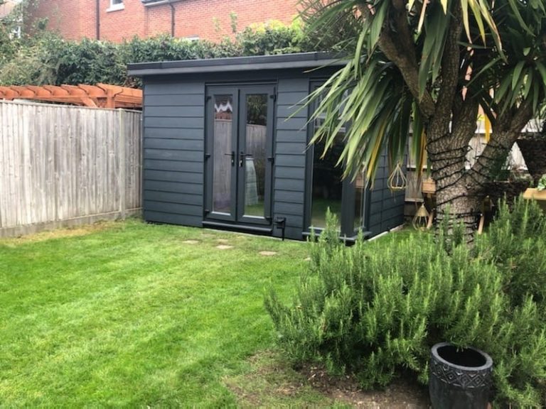 Garden Room Composite Cladding – Garden Retreat